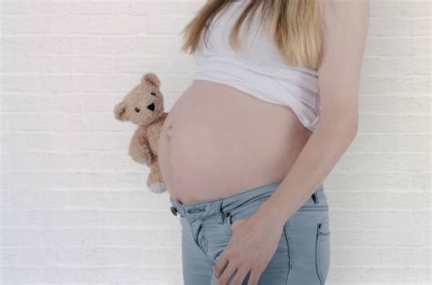 Gravidez na Adolescência Informações Essenciais Fetalmed