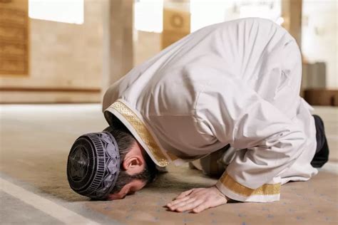 Niat Sholat Tarawih Dan Witir Sendiri Di Rumah Lengkap Dengan Tata