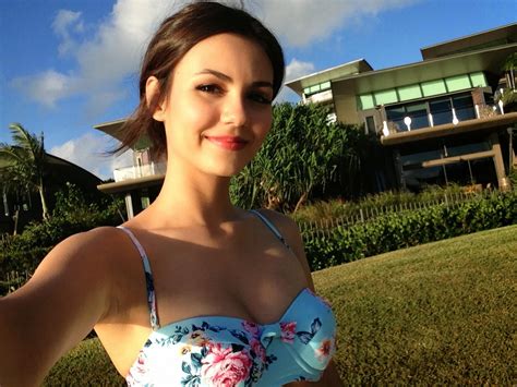 El Manjar De Los Dioses Victorious Victoria Justice Desnuda Muestra El