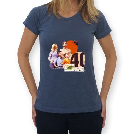 Camiseta Ensinei pra eles a importância de uma pomba voando de Tchago