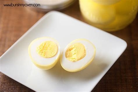 This Quick And Easy Pickled Eggs Recipe Only Has Two Ingredients You Can Make These In Just A