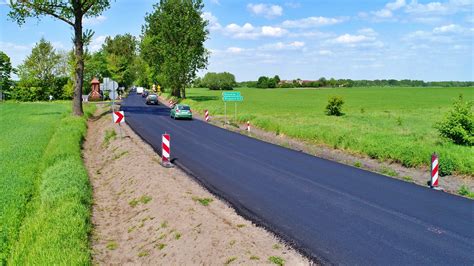 Trwa remont drogi wojewódzkiej nr 240 we Franciszkowie Gmina Bukowiec
