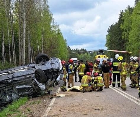 Jeżewo Stare Tragiczny wypadek na DK 64 Bus zderzył się z osobówką