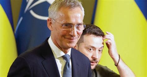 Il Segretario Generale Della Nato Stoltenberg Il Confronto Con La