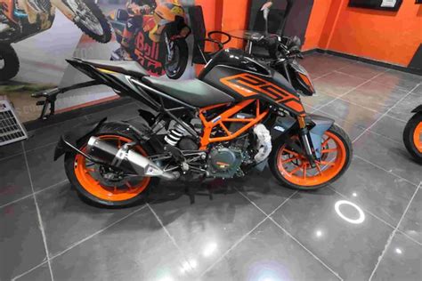 2024 KTM 250 Duke लटसट मडल हई लनच जन कमत दख ह जएग दवन