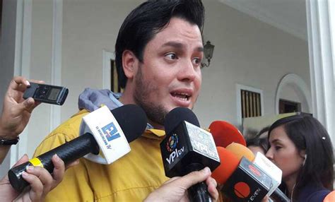 Diputado Paparoni rechazó declaraciones de Laidy Gómez contra Juan