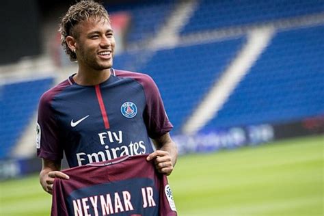 PSG C Est Officiel Neymar Quitte Le PSG Pour Al Hilal
