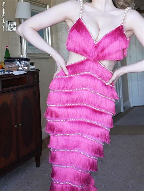 Elizabeth Gillies Nude The Fappening Photo Fappeningbook