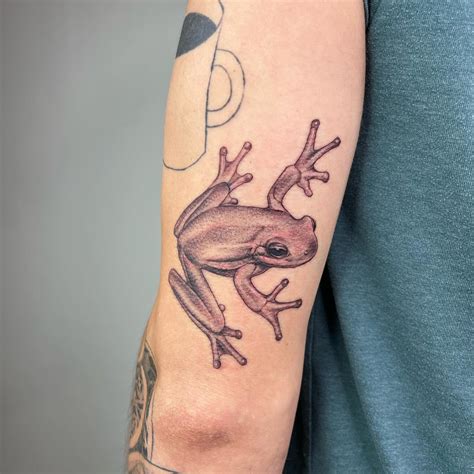 Update Minimalist Small Frog Tattoo Latest In Cdgdbentre