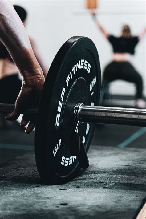 Aggregate 70 Weight Lifting Wallpaper Latest In Cdgdbentre