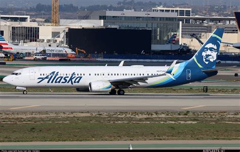 Alaska Airlines Boeing 737 NG Max N273AK Photo 80875 Airfleets