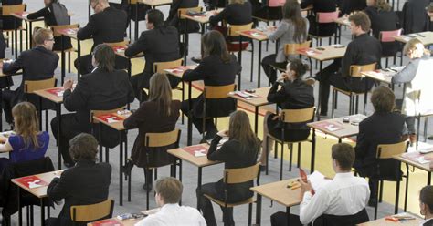 Egzaminatorzy co trzeci uczeń nie zdał matury Wiadomości