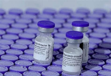 Vacina da Pfizer contra covid 19 tem aprovação total nos Estados Unidos