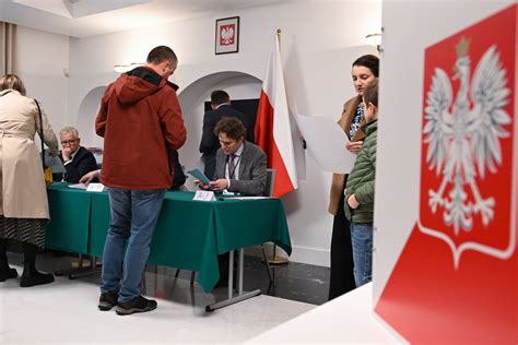 PKW podała oficjalne wyniki wyborów do Sejmu i Senatu w Polsce