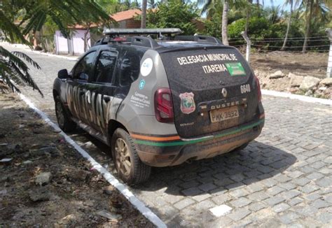 Chacina Criminosos Invadem Casa E Matam Quatro Pessoas Em Itarema No