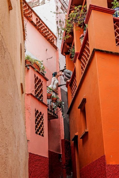 Clausuran Emblem Tico Callej N Del Beso En Guanajuato Ante Pleito Entre