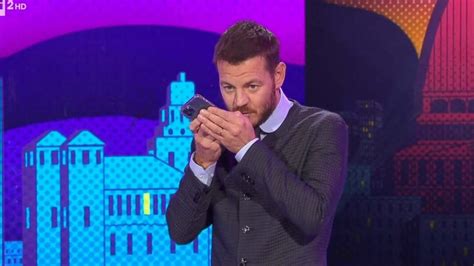 Alessandro Cattelan stavolta è finita davvero Grazie a tutti L