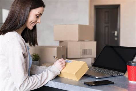 Cómo llevar la gestión de devoluciones de tu ecommerce DIR Mensajería