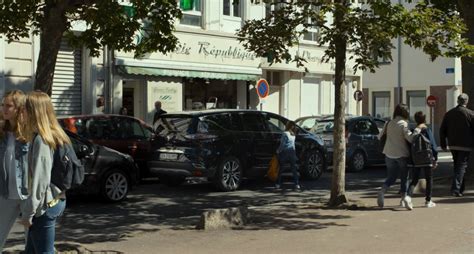 Imcdb Org Renault Espace Dci Initiale V Fc In Happy End