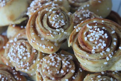 Recette de Kanelbullar Brioches roulées à la cannelle suédoises Måltid
