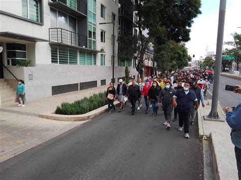 Foro TV on Twitter Llegan comerciantes a manifestarse a la Secretaría