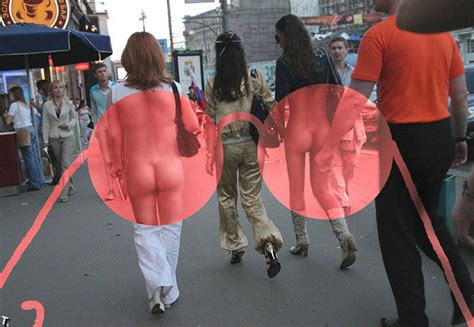 Nude Women X Ray The Vision Under The Clothes Thanks To The X Ray Glasses