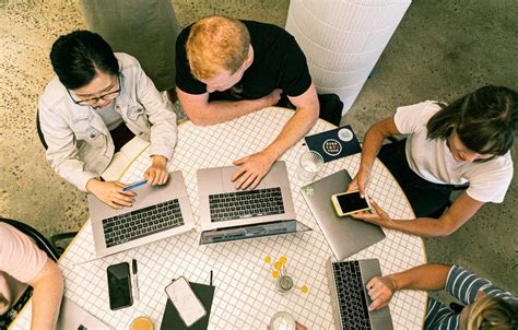 Comment Choisir la Meilleure Agence Web pour Votre Projet 5 Critères