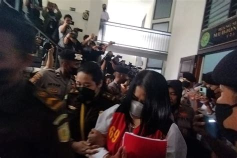 Kuasa Hukum Ungkap 4 Bukti Putri Candrawathi Alami Kekerasan Seksual
