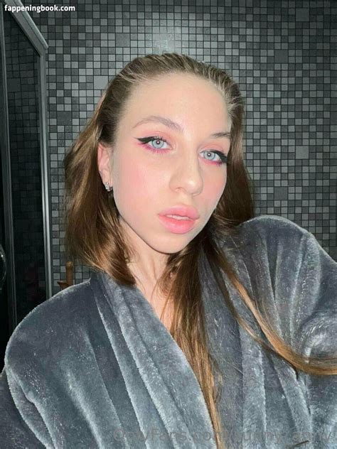 Sunnyanny Nude Onlyfans Leaks The Fappening Photo 6401779 Fappeningbook