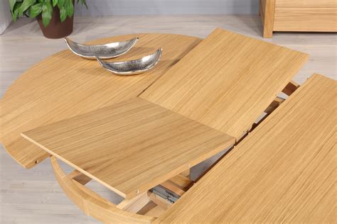 Table ronde Contemporaine diamètre 120 cm en chêne avec un pieds