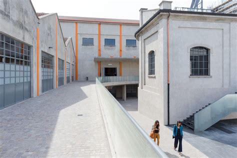 Arriba 56 Imagen Oma Fondazione Prada Abzlocal Mx