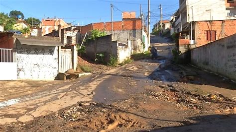 Esperando Obras Moradores Do Parque Viviane Em Itaquaquecetuba Ainda