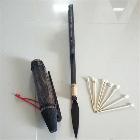 Jual Sumpit Khas Suku Dayak Sumpit Terbuat Dari Kayu Ulin Panjang