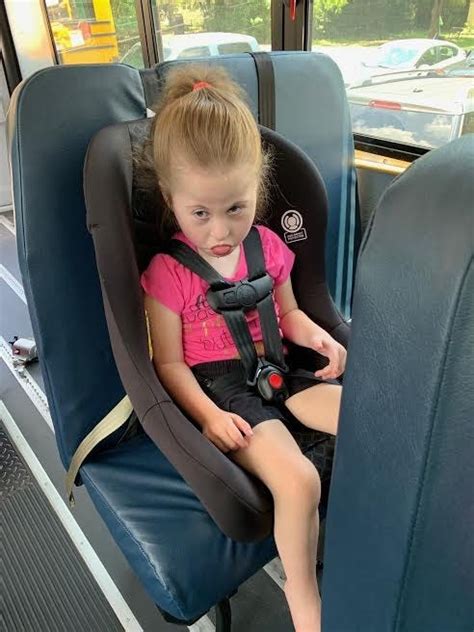 School Bus Seat With Harness