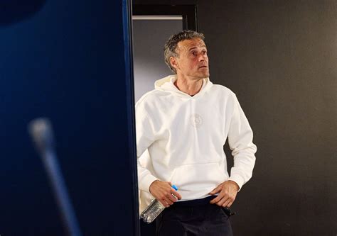 Mercato PSG Luis Enrique la poussé au départ Le10sport