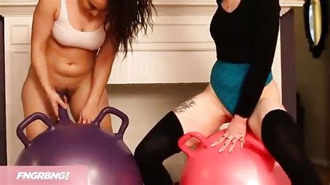 Twee Hete Lesbiennes Drie Pornozot