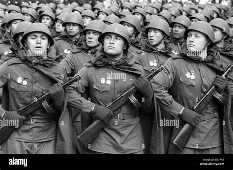 Los Soldados Sovi Ticos En La Segunda Guerra Mundial Uniforme De