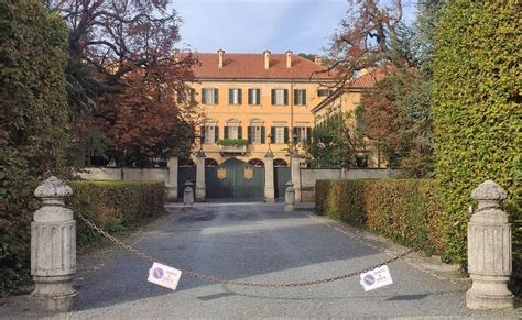 Villa San Martino ad Arcore la casa di Berlusconi diventerà un museo