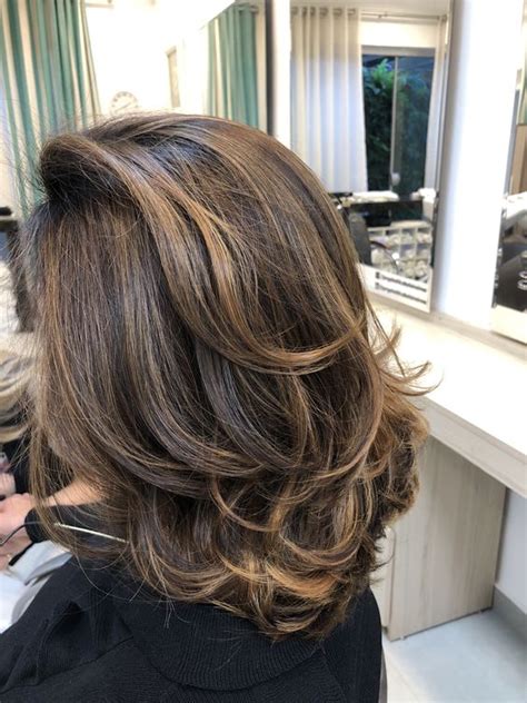 30 Cortes de Cabelo médio Repicado em Camadas