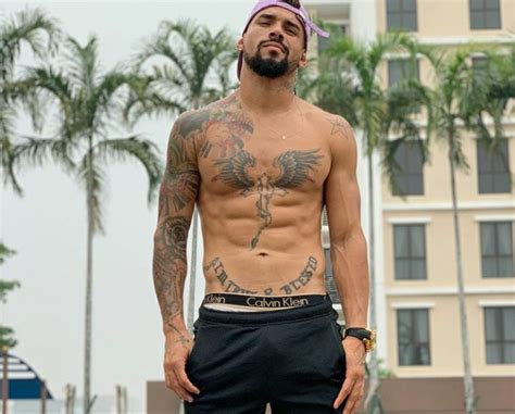 V Deo Do Jogador Renan Alves Pelado E Batendo Punheta Todos Famosos Nus