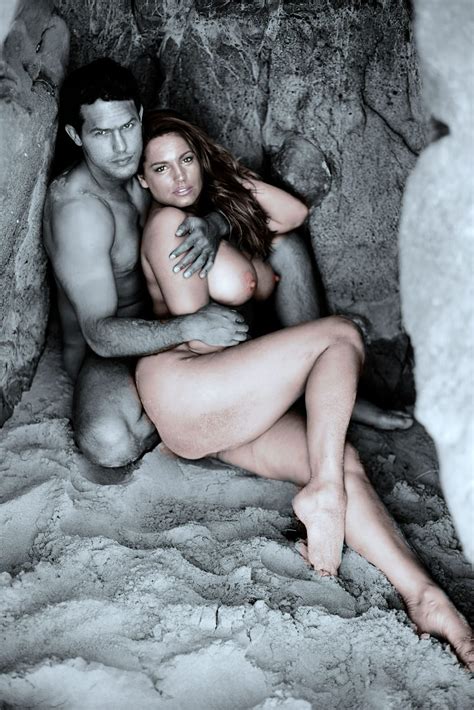 Kelly Brook Nude Photos The Sex Scene