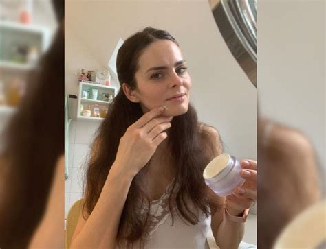 Miss Verway World Bewerberin Anna Zeigt Uns Ihren Gesunden Lifestyle