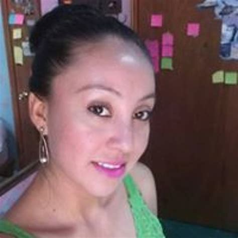 Stream Karent Castillo Music Listen To Songs Albums Playlists For