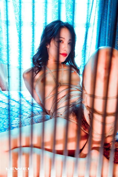 LEWEI on Twitter 邻家有女 组图2 LEWEI Bondage 广州约拍 捆绑 废墟 BabyArt