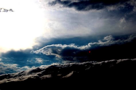 y separó Dios la luz de las tinieblas Fotografía tomada e Flickr