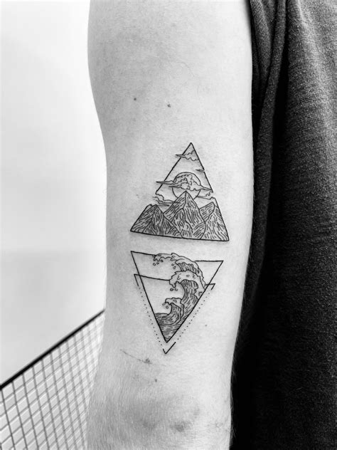Microrealism Small Detailed Tattoo Artist Vancouver BC Lylo