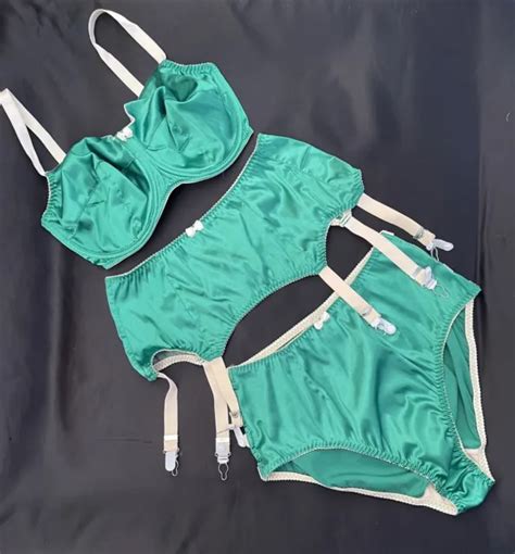 What Katie Did Y2k Gold Label Emerald Green 3 Piece Lingerie Set Uk Size 14 £8500 Picclick Uk