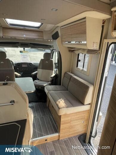 Adria Matrix Supreme M 687 SL Renault 2 3 145 HV 2 X Ilmastointi