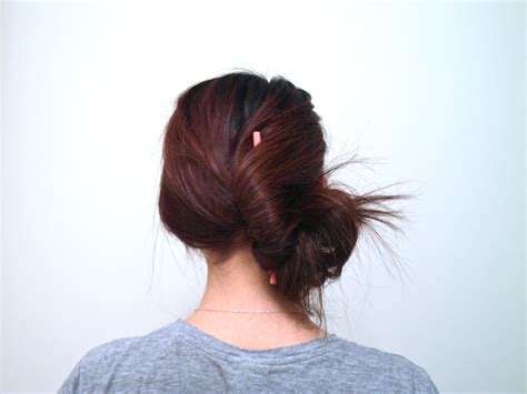 How To Tie Your Hair With Just A Pen