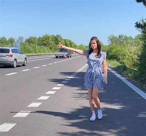 Литл каприс трахается с незнакомцем в машине Скачать HD порно видео